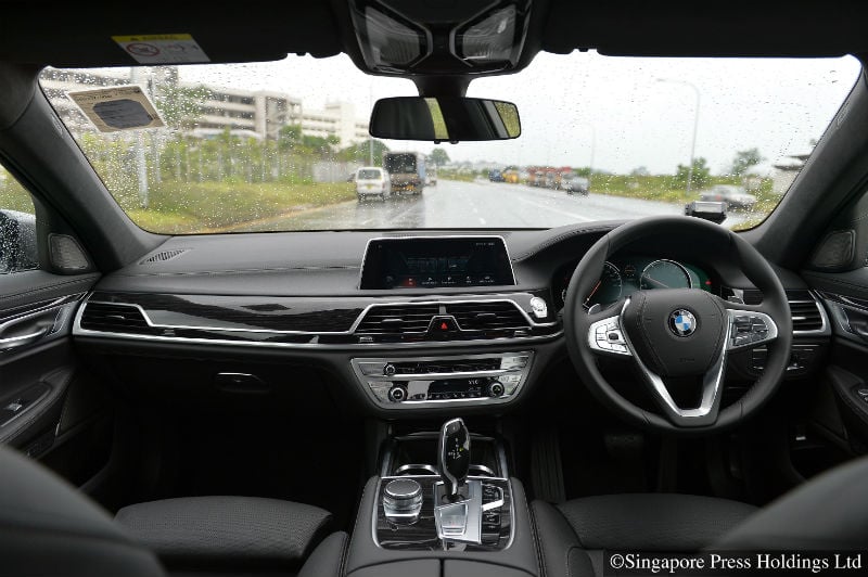 BMW 730i review | Torque