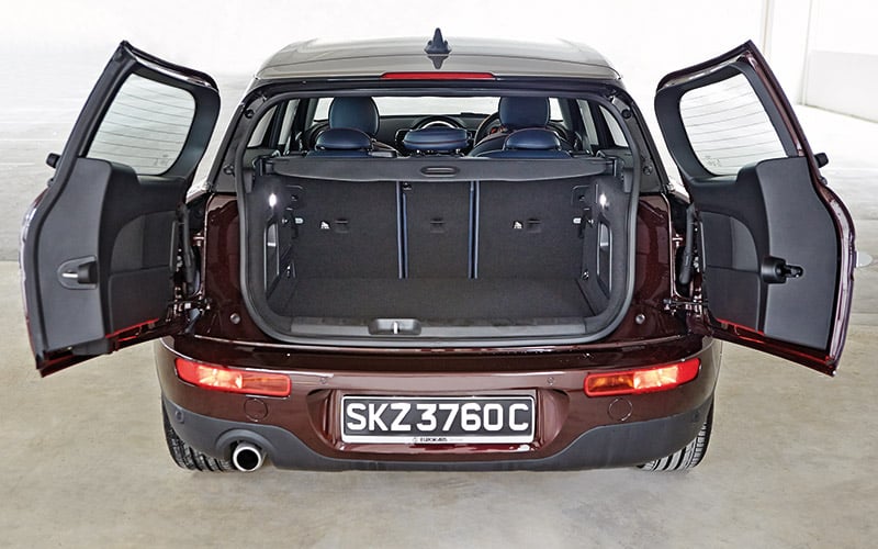 Group Test: New MINI Cooper Clubman 1.5 vs Old MINI Cooper Clubman 1.6 ...