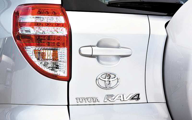 Toyota RAV4 meets Toyota Vanguard | Torque