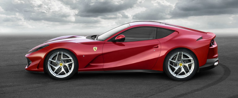 Ferrari 812 Superfast is an extreme-performance V12 berlinetta | Torque