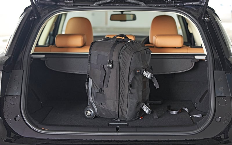 Group Test: Infiniti Q30 1.5 vs Lexus CT200h 1.8 | Torque