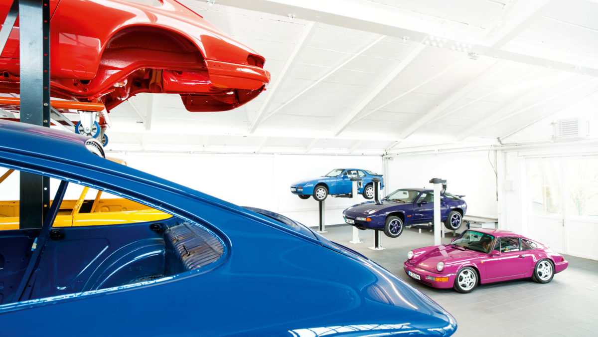 The colourful quality of the Porsche 911 | Torque