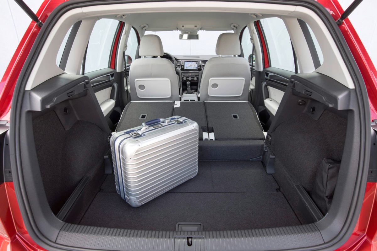 Compact MPV for the dynamic family | Torque