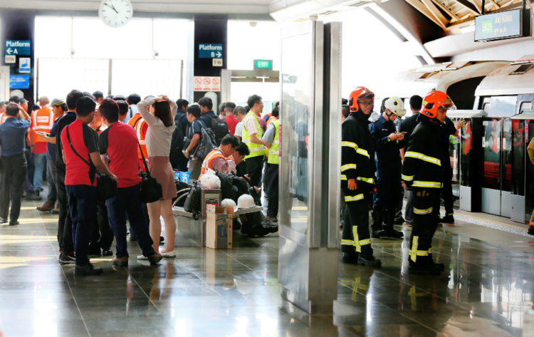 28 hurt after SMRT trains collide in Joo Koon | Torque