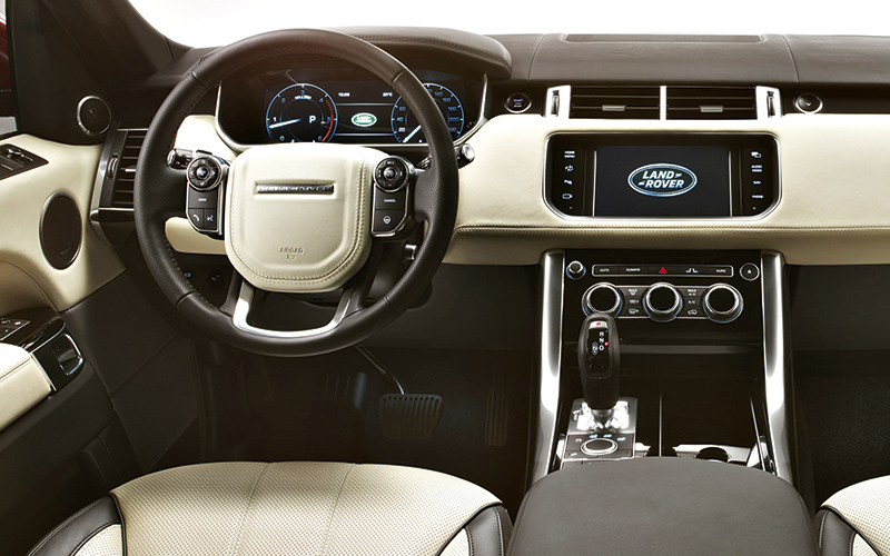 Range Rover Sport bends it like Beckham | Torque