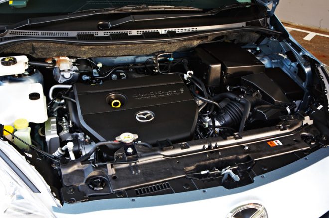 2012 Mazda 5 is an MPV that's good for ferrying more than 5 | Torque