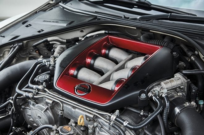 Infiniti Q60 Red Sport 400 meets "Godzilla" Nissan GT-R | Torque