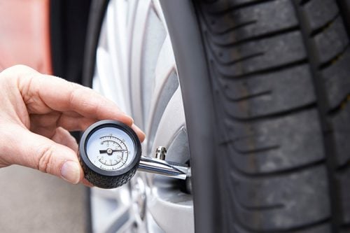 Tyre pressure: How to check it and ensure accurate readings