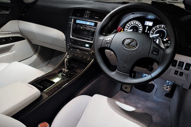 Lexus IS250C is a V6-powered seamless convertible cruiser