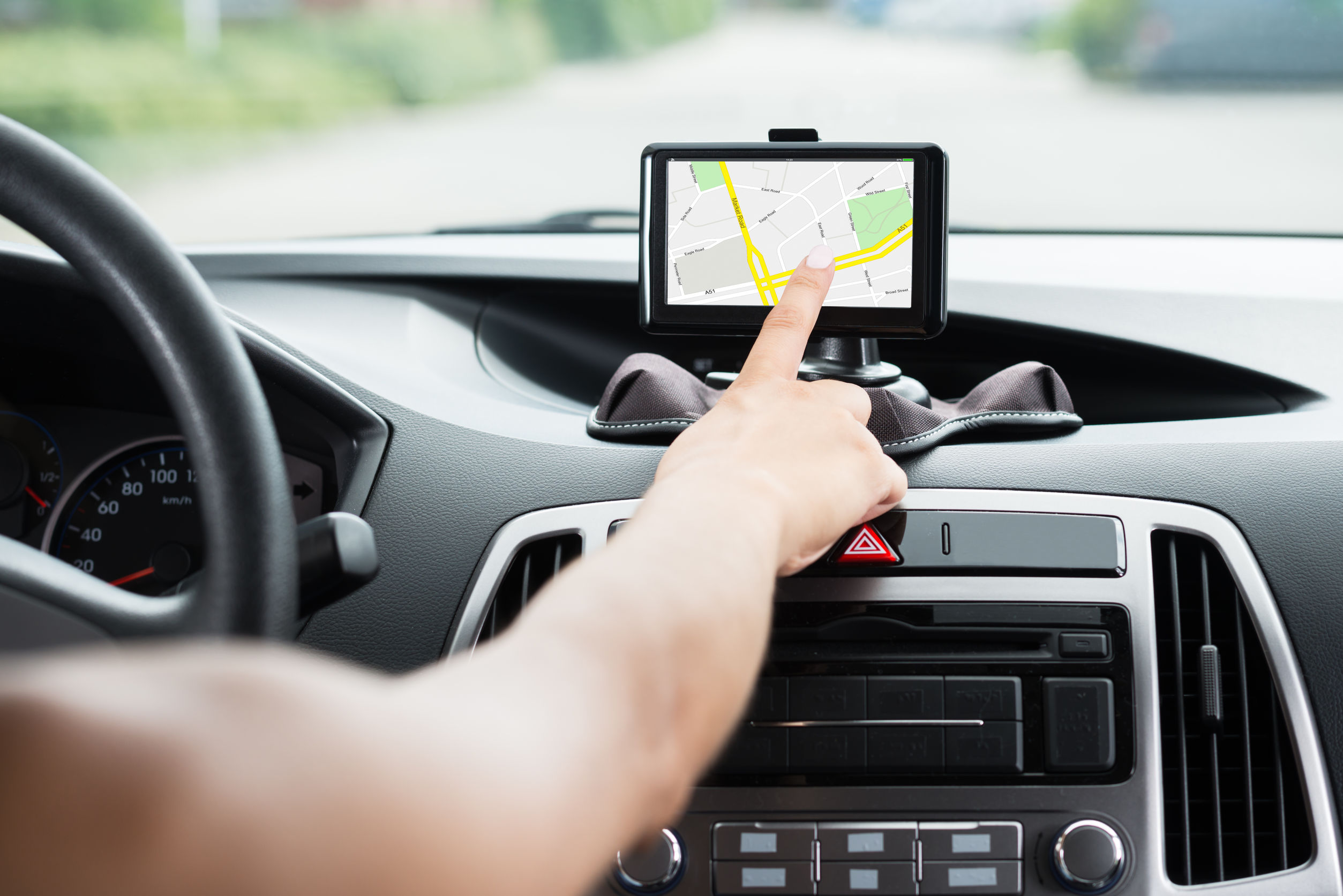 Standalone GPS Unit Should You Still Buy A TomTom Or Garmin Torque