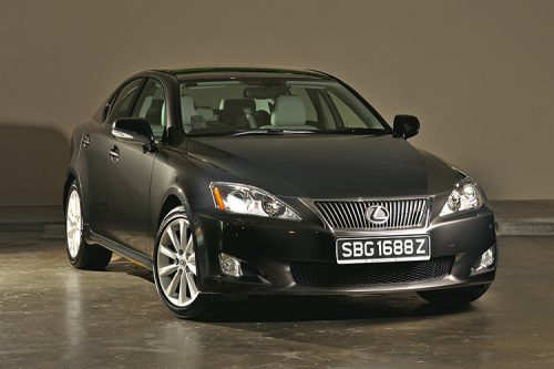 Lexus IS250 review: Minor updates keep this junior exec fresh | Torque