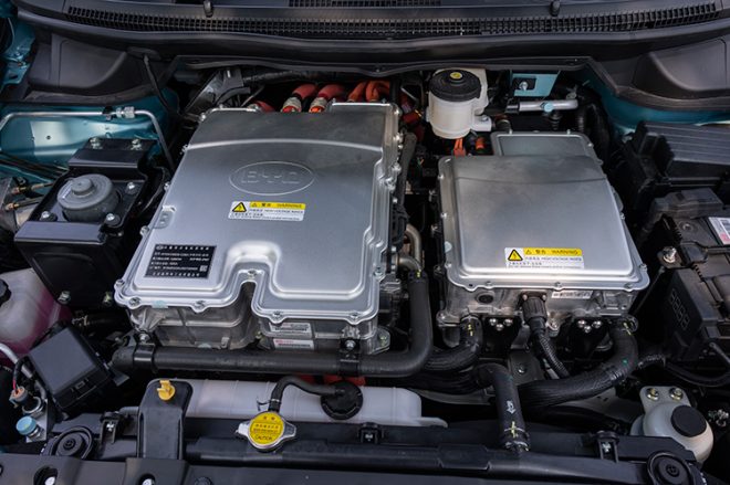 BYD e6 is an electric crossover that's quirkier than a French car | Torque