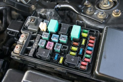 Electrical relays: How do they work in cars? | Torque