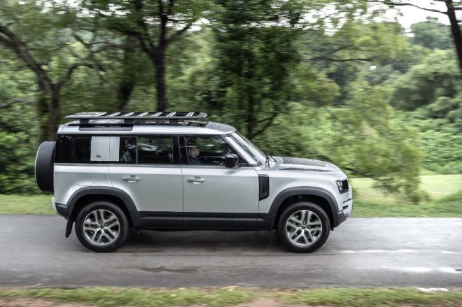 Land Rover Defender review: Central Defender | Torque