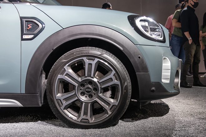 New MINI Countryman now officially available in Singapore | Torque
