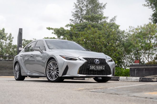Lexus IS300h Hybrid review: A new premise | Torque