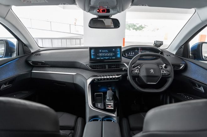 Peugeot 3008 review: A facelift with fangs | Torque