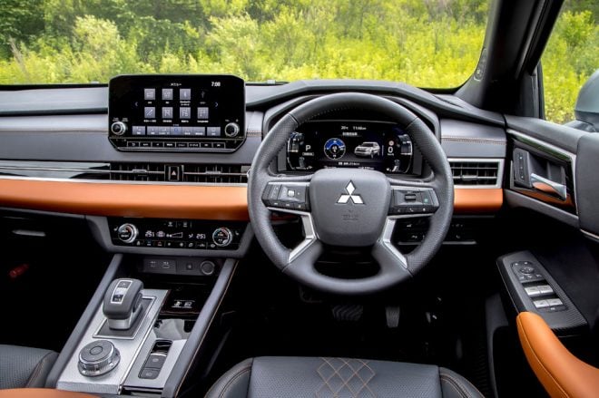 New Mitsubishi Outlander PHEV gets larger electric motors | Torque