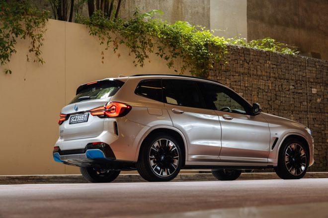 BMW iX3: Electrifying Everyday Appeal | Torque