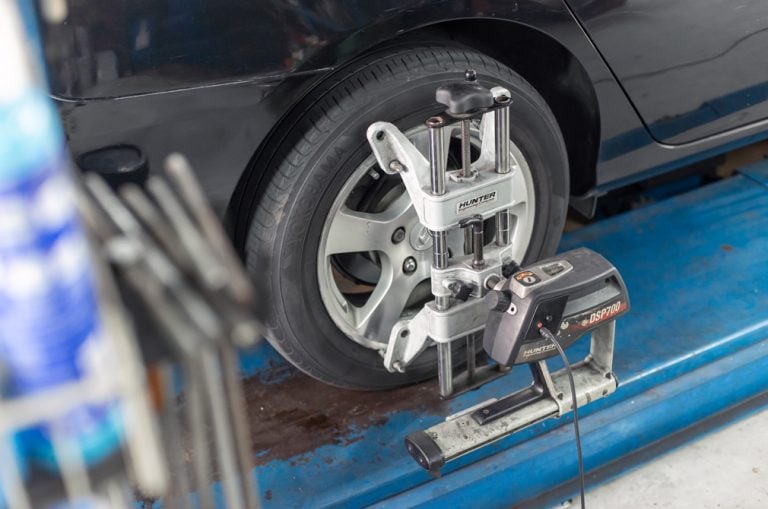 Wheel alignment: What causes misaligned wheels? | Torque
