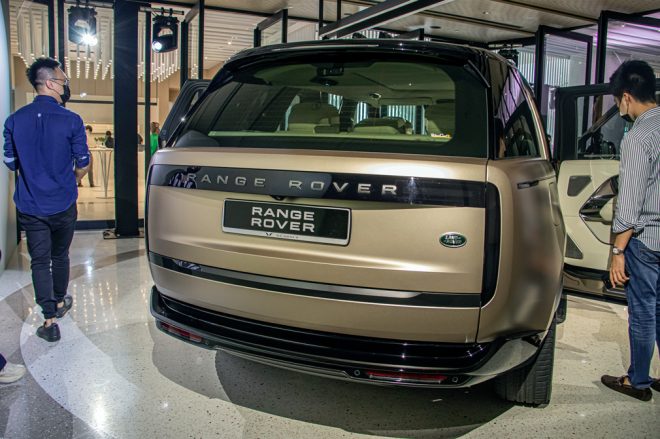 All-new fifth-generation Range Rover rolls into Singapore | Torque